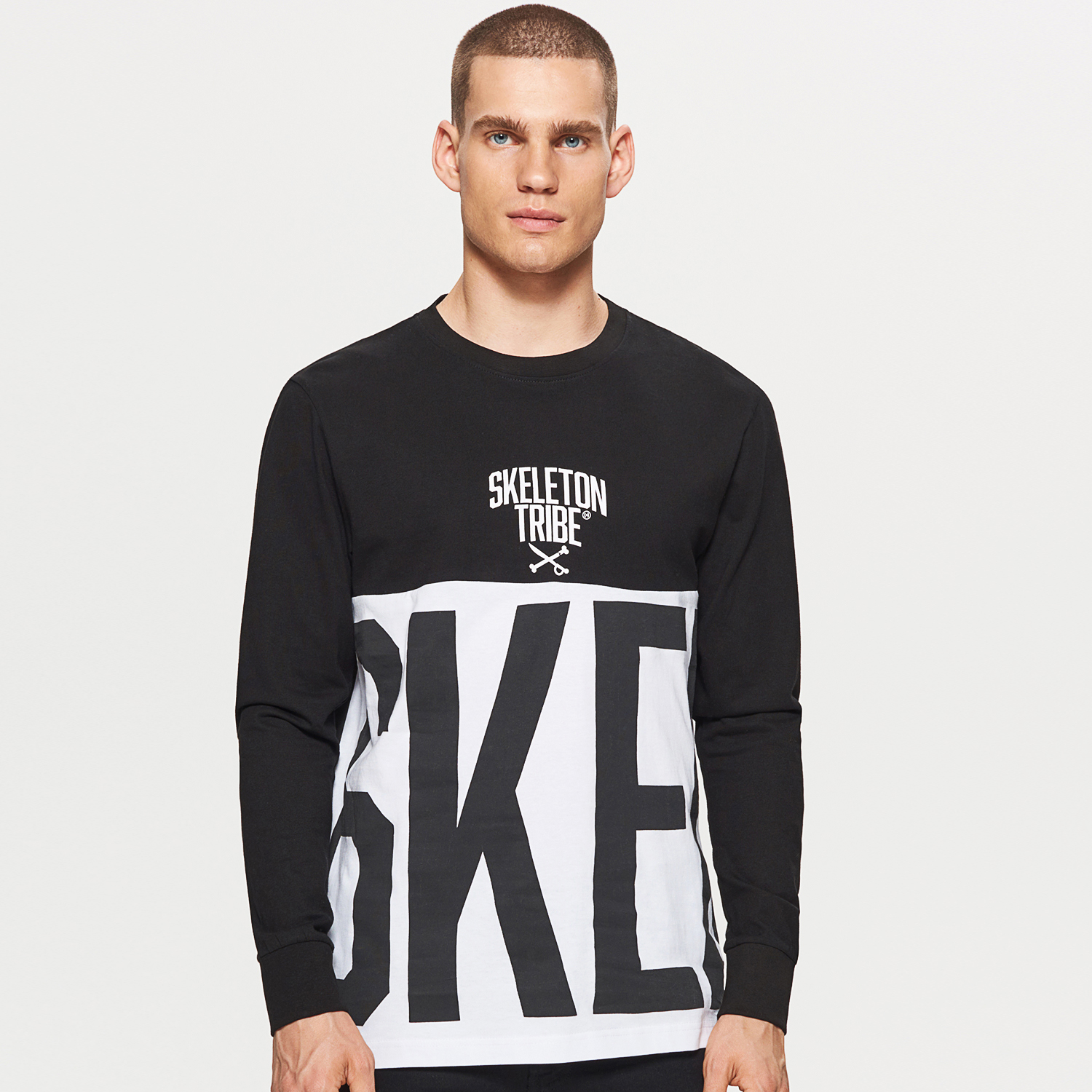 Cropp - Hanorac din colecția BALTIC GAMES - Negru - GLAMI.ro