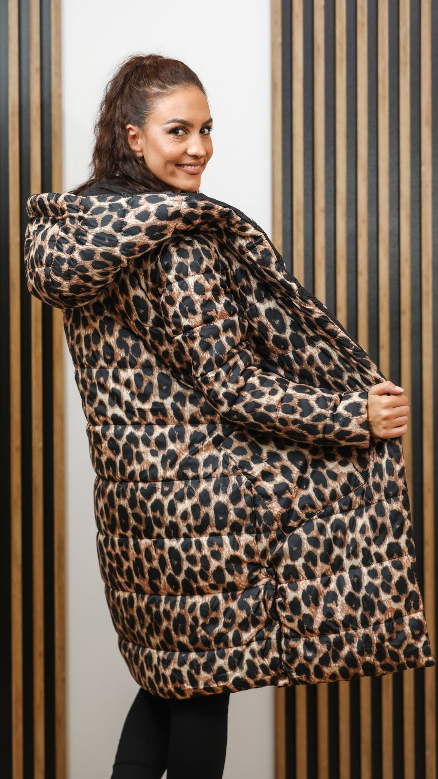 Amura Geaca Lore groasa, lunga animal print cu doua fete - GLAMI.ro