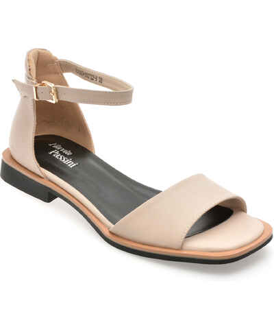 Sandale la reducere | 6.759 produse - GLAMI.ro