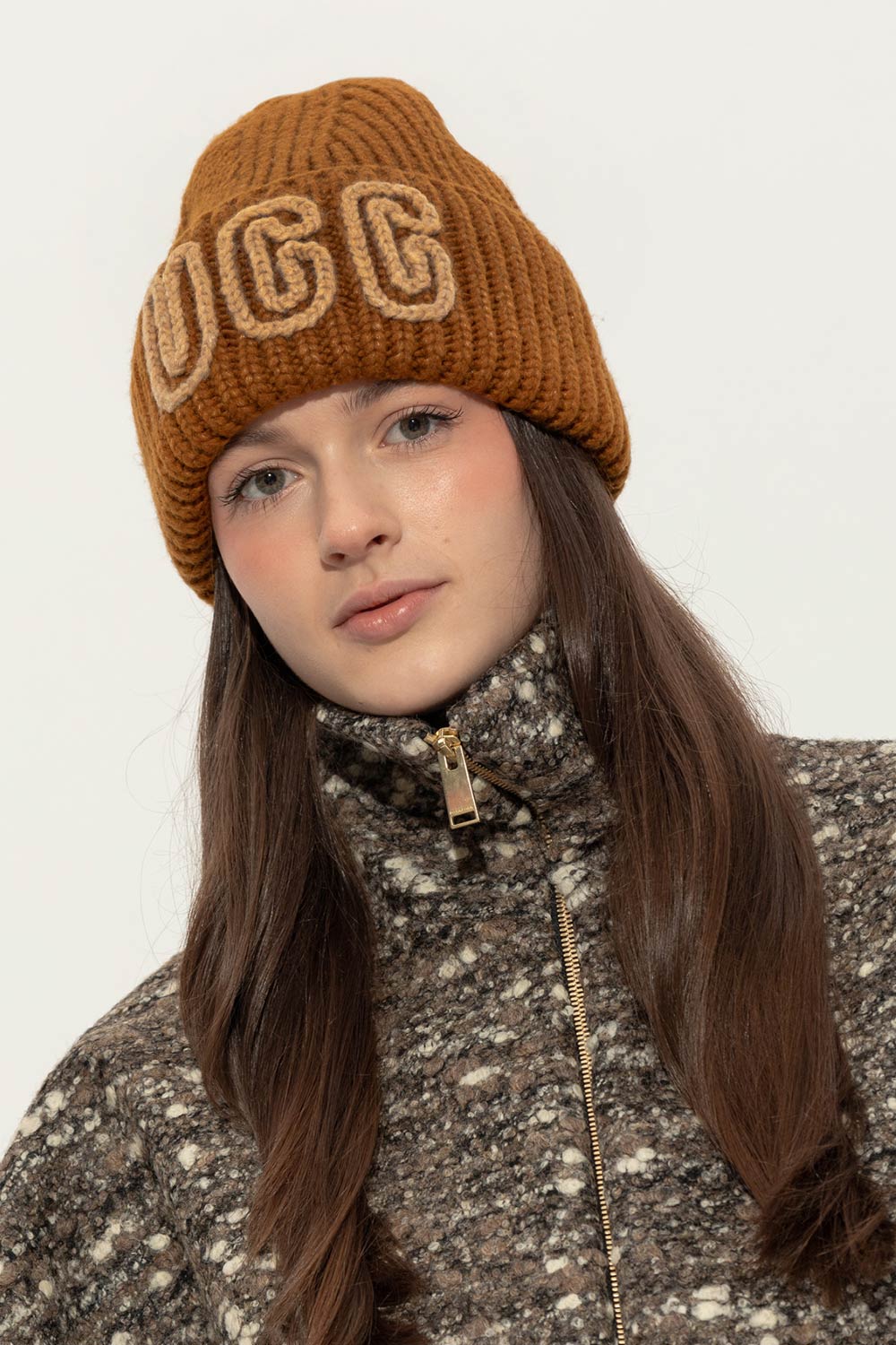 UGG Fes Chunky Crafted Rib Beanie 102345 00K4 deco - GLAMI.ro