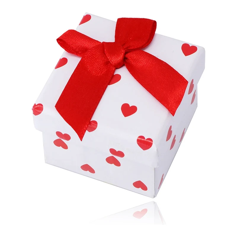 Bijuterii Eshop - Cutie cadou pentru cercei sau inel alb, inimi rosii ...